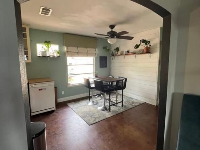 Room for rent in south austin