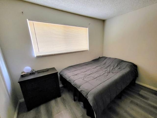 Room for rent in south Pasadena Utilities and In