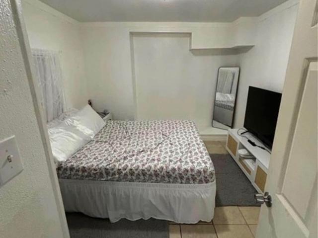 Room for Rent in South Tampa!