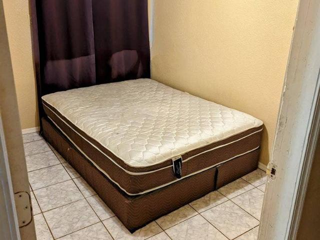 Room for rent in Tempe! Come see