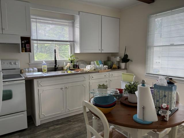 Room for rent in The Cove!