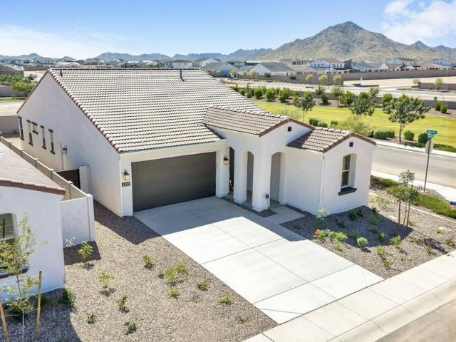 Room for Rent in the East Valley