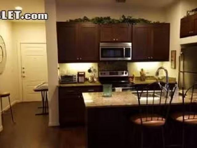 Room for rent in UT Area