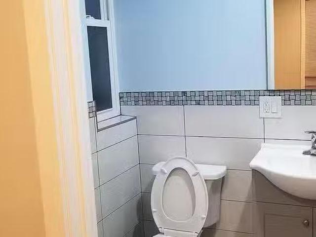 Room for rent in University City