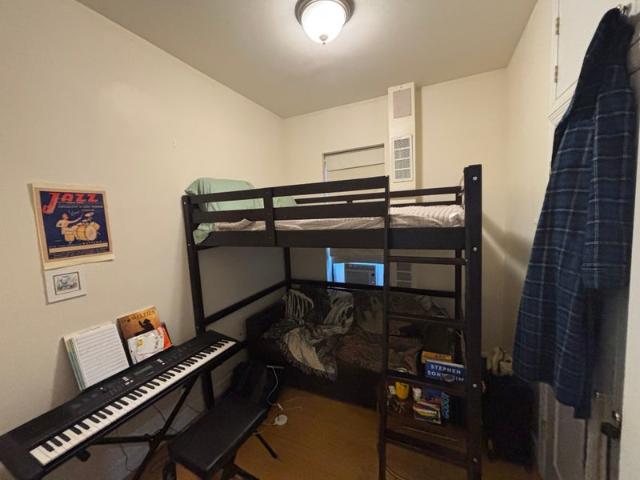 Room for rent in Upper West Side