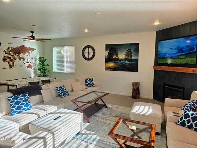 Room for Rent in Vacaville – Ideal for Travis AFB, Kaiser, or Tradesmen