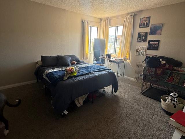 Room for Rent in Vista!