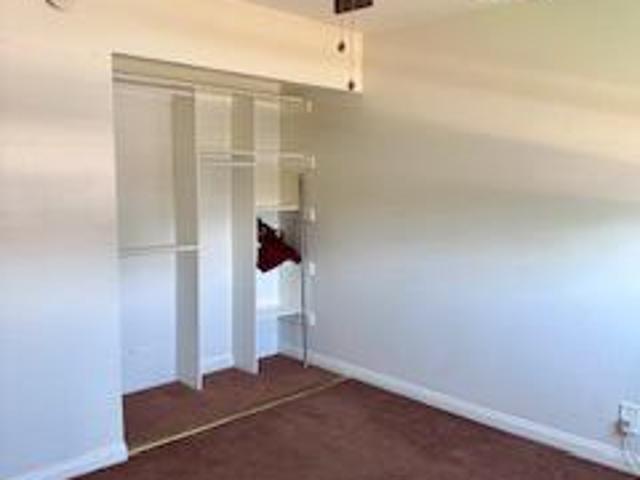 Room for Rent in West Hills