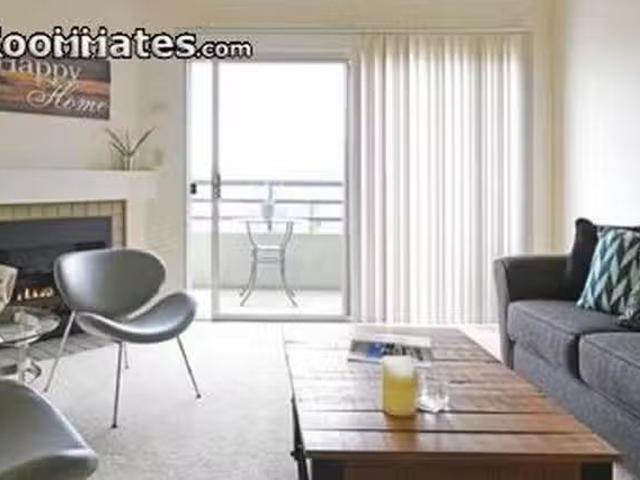Room for rent in Westchester