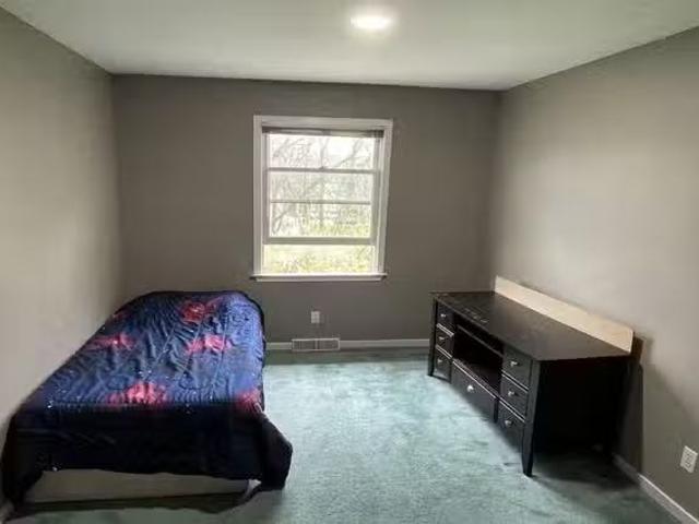 Room for rent in Whitehall
