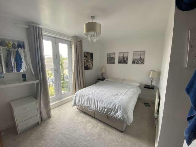 Room for rent in 3 Bedroom Apartment in Southwark, London