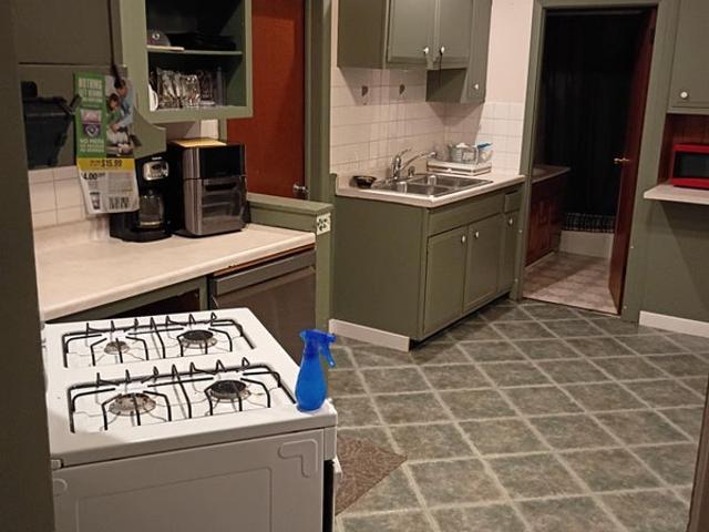 Room for rent in 3br house Lwr unit Sheboygan