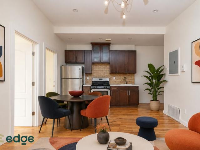 Room for rent in 591 Franklin Av Crown Heights