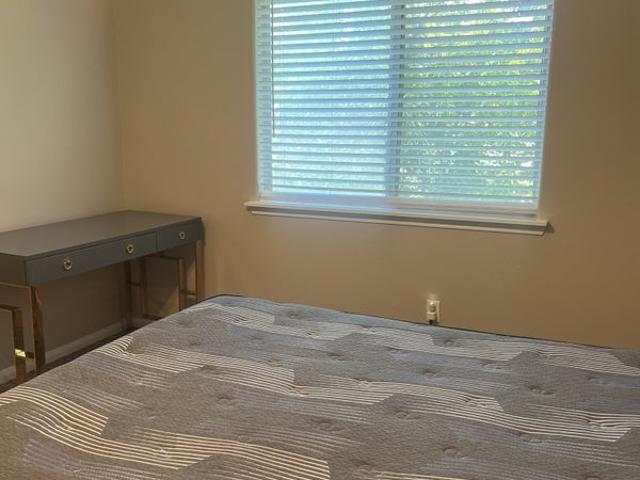 Room for rent in 77066
