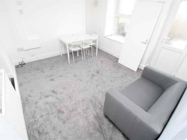 Room For Rent Laura Street, Pontypridd