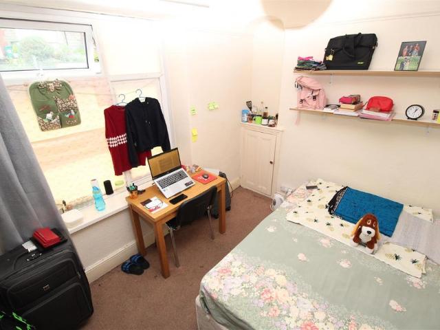 Room For Rent Laura Street, Pontypridd