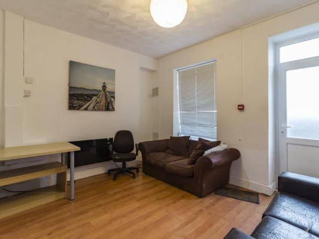 Room For Rent Laura Street, Pontypridd