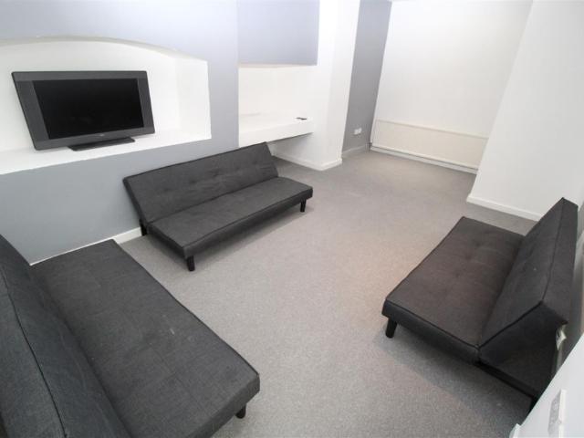 Room For Rent Park Street, Pontypridd