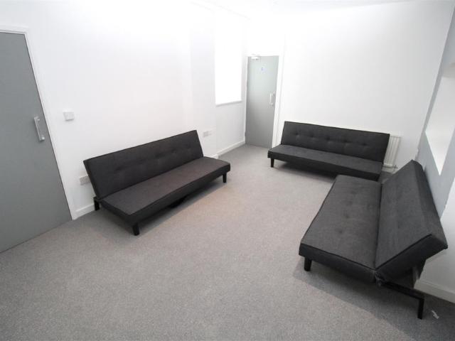 Room For Rent Park Street, Pontypridd