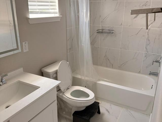 Room for Rent – Private Bath