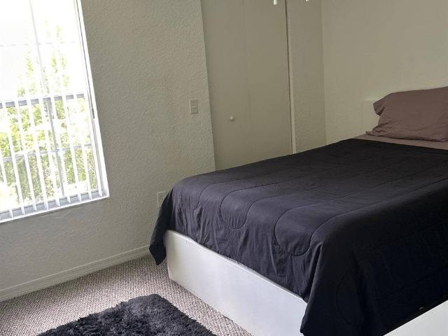 Room for rent, private bathroom