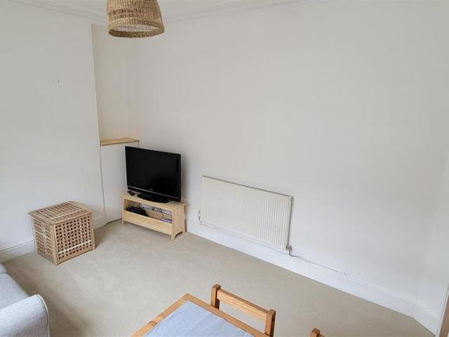 Room For Rent Queen Street, Pontypridd