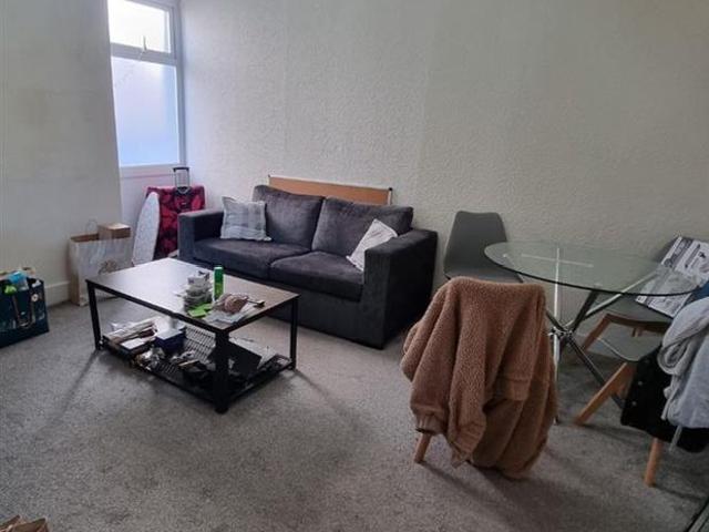 Room For Rent Queen Street, Pontypridd