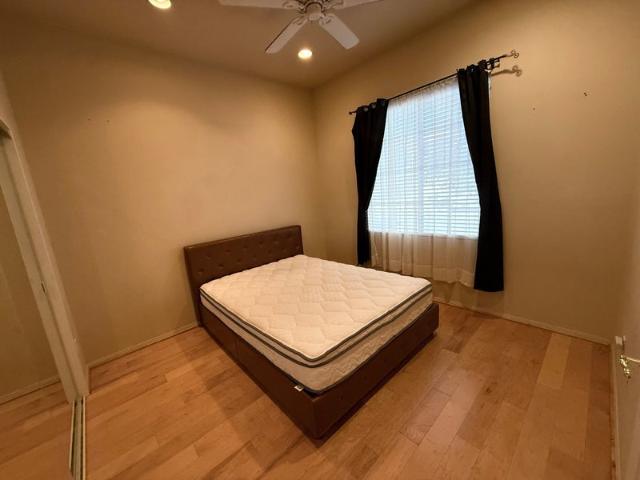 Room for Rent – Quiet & Respectful Home