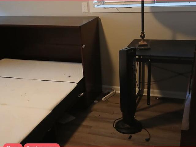 Room for rent quiet stree