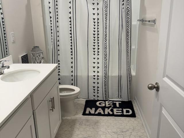Room for rent statesville/troutman