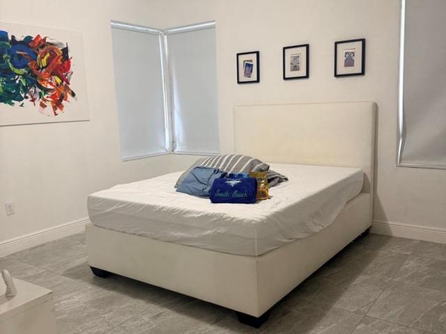 Room for Rent – South Beach