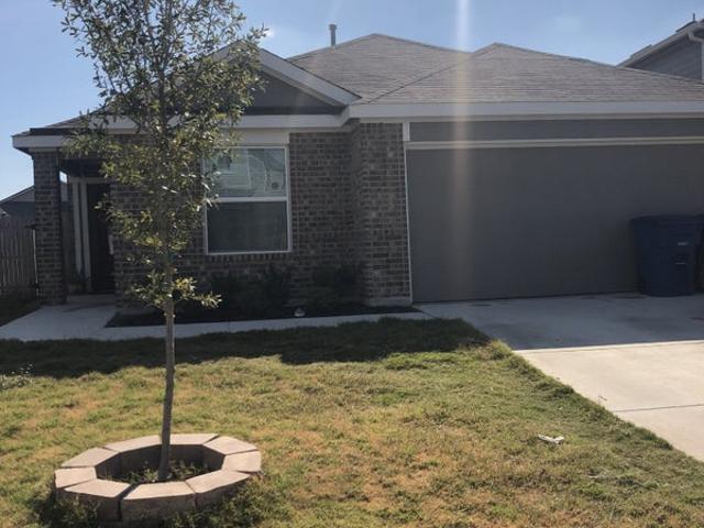 Room for rent Utilities Included/W DT/410HWY