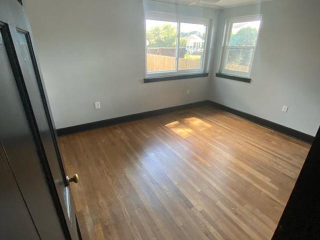 Room for rent west Ashley