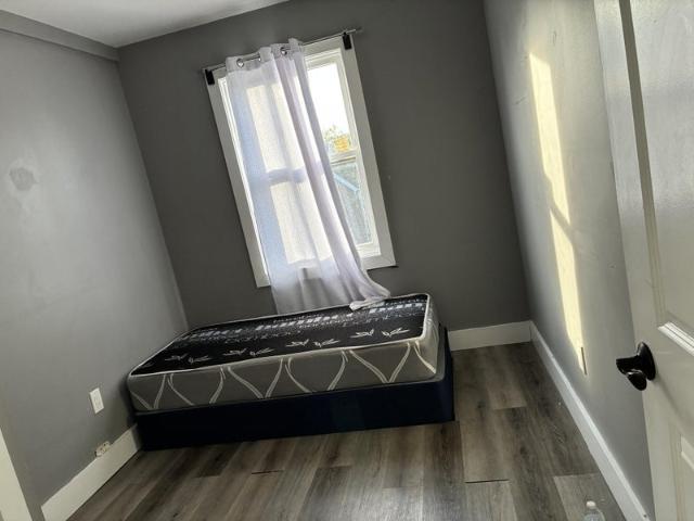 Room for rent WiFi/utilities included