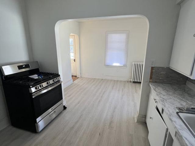 Room for rent wifi and all utilities included
