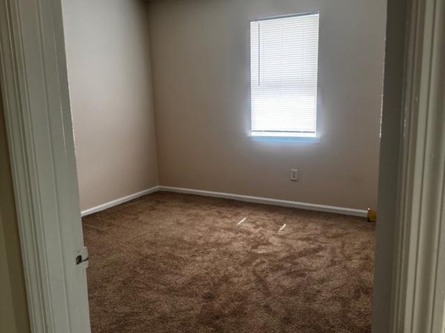 Room for rent with private bathroom