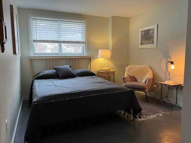 Room for rent~~~!
