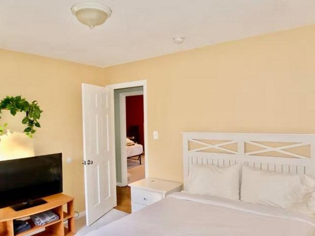 Room for rent!