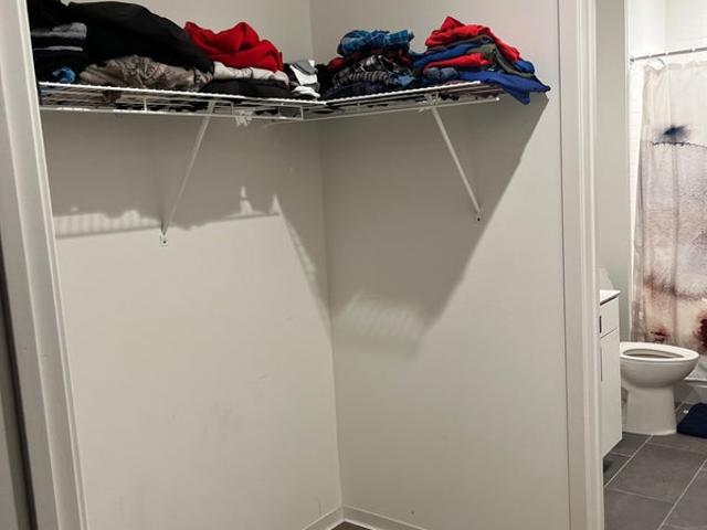Room for rent 185 a month looking for a roommate