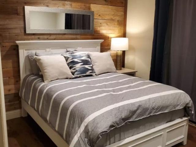 Room for rent!