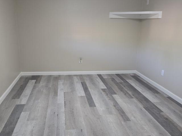 Room for Rent $1100/mo w/pool!