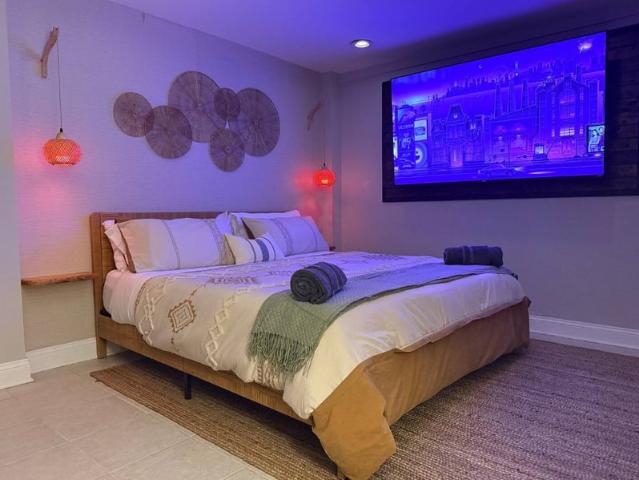 Room for rent!