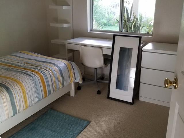 Room for rent