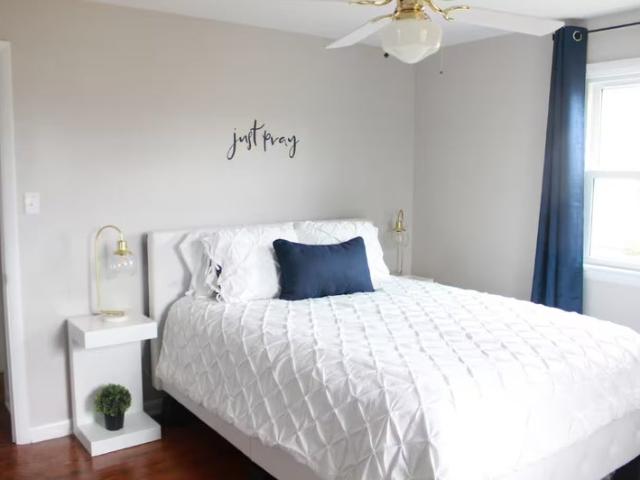 Room for rent!