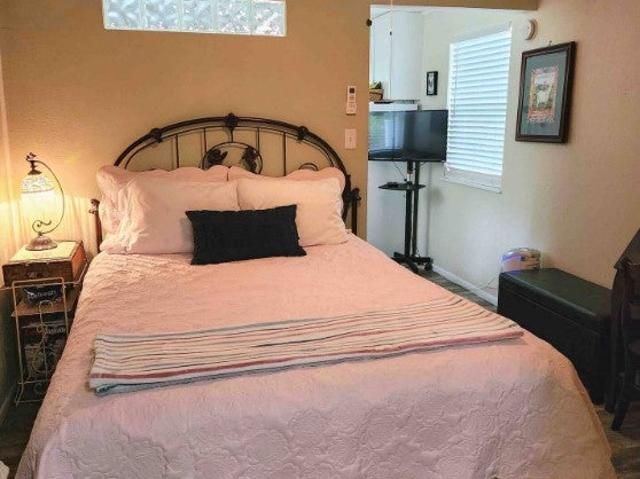 Room for rent!