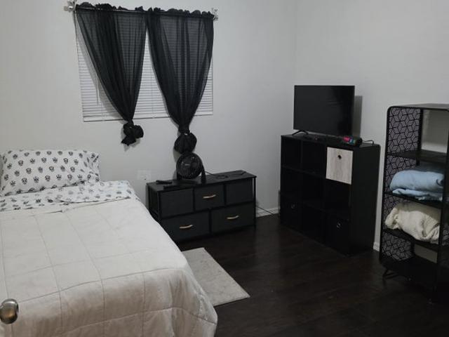 Room for rent