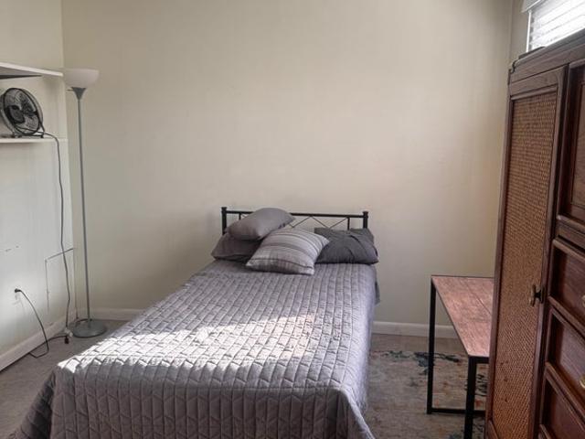 Room for rent