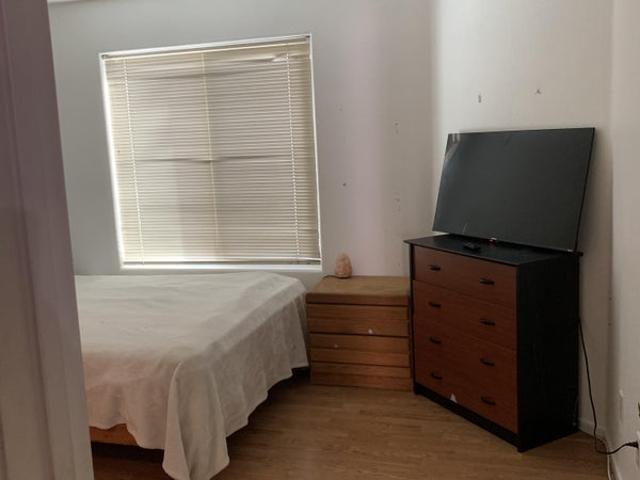 Room for rent 420 Friendly Condo