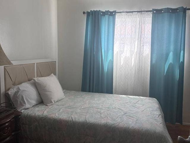 Room for Rent!