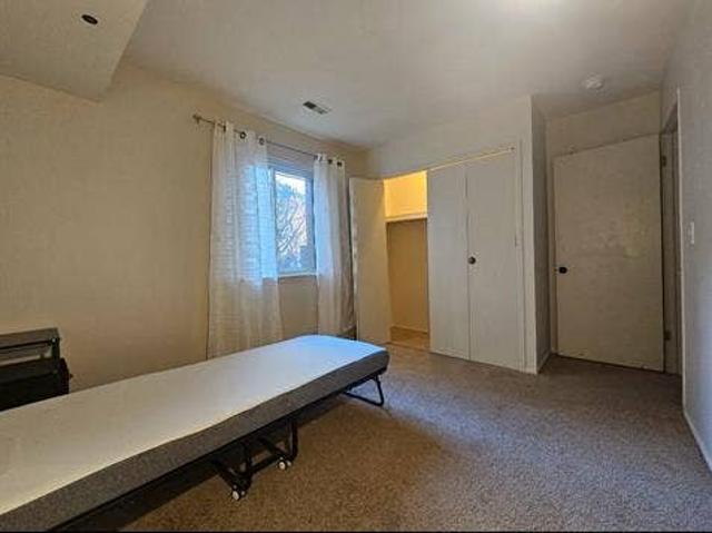Room for rent 620 $